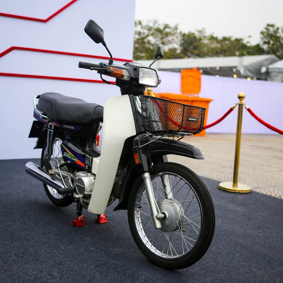 Honda Super Dream - Xe số mang nhiều hồi ức của người Việt - Tuổi Trẻ ...