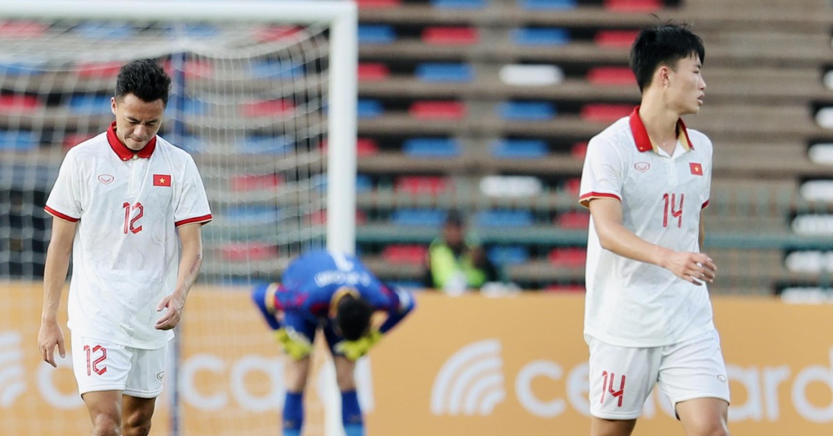 Đá hơn người, U22 Việt Nam vẫn thua U22 Indonesia 2-3 ở bán kết SEA Games - Tuổi Trẻ Online