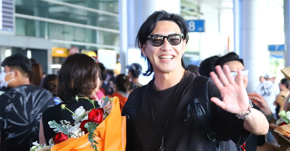 Tin tức giải trí 26-7: 'Gao Đỏ' gặp khán giả TP.HCM, Miss Universe ...