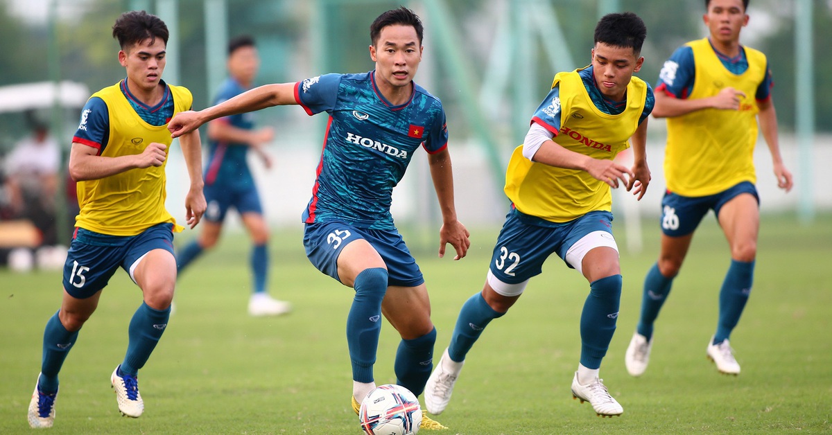 Lần đầu U23 Việt Nam tạm đủ lực lượng - Tuổi Trẻ Online