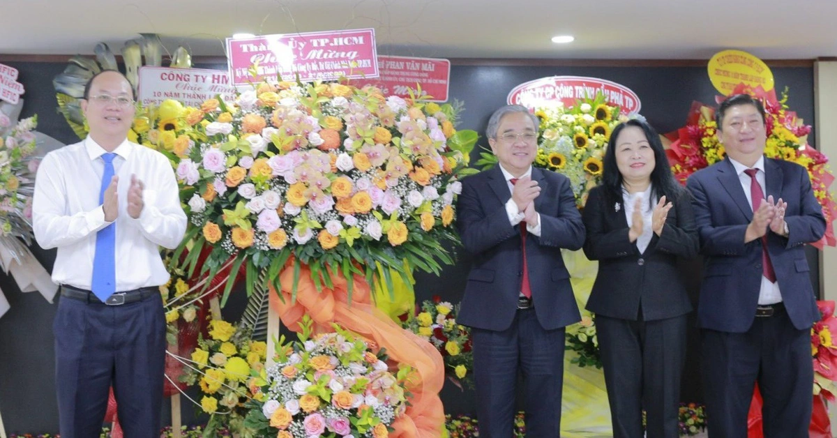 Xây dựng HFIC trở thành một định chế tài chính quy mô - Tuổi Trẻ Online