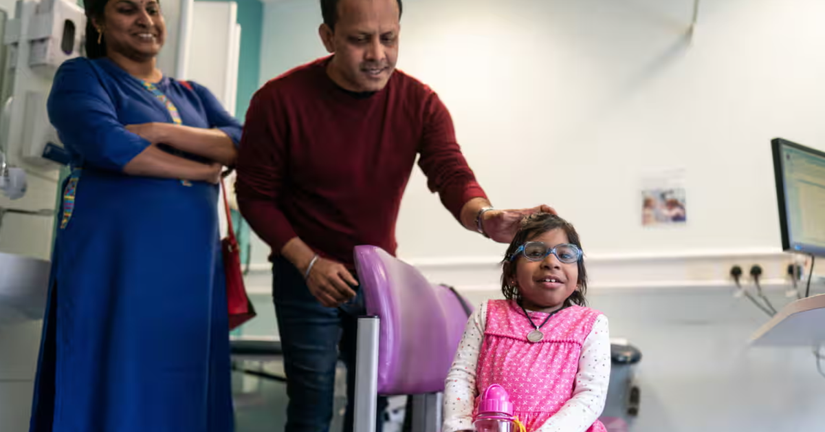 Cô bé 8 tuổi ghép thận từ mẹ không cần dùng thuốc ức chế miễn dịch trọn ...