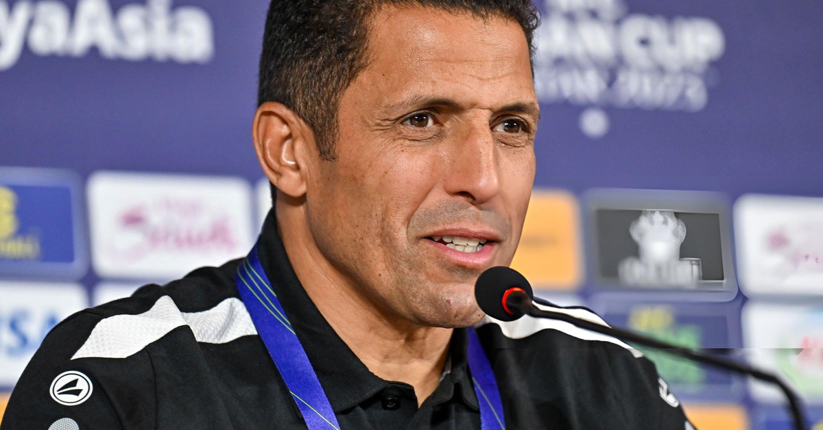 HLV Hussein Ammouta quyết tâm giúp Jordan lần đầu vô địch Asian Cup ...