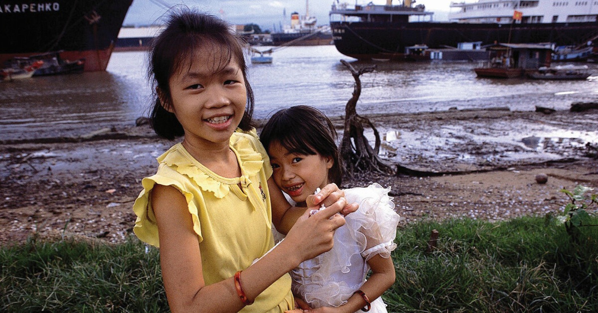 Nicolas Cornet và hành trình làm mới những ký ức - Tuổi Trẻ Online