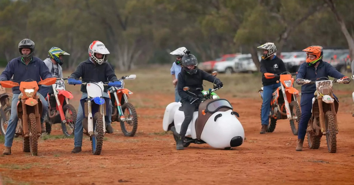 Xe máy 'cún' độ từ Honda Vision đua địa hình - Tuổi Trẻ Online