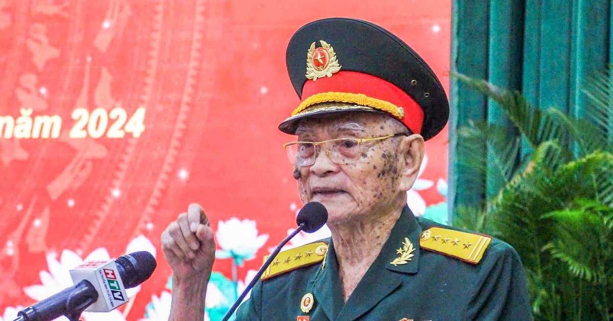 Cựu chiến binh thủ đô: 'Tôi là Nguyễn Tầm Thường, 95 tuổi, chưa già chỉ là tuổi hơi cao' - Tuổi ...