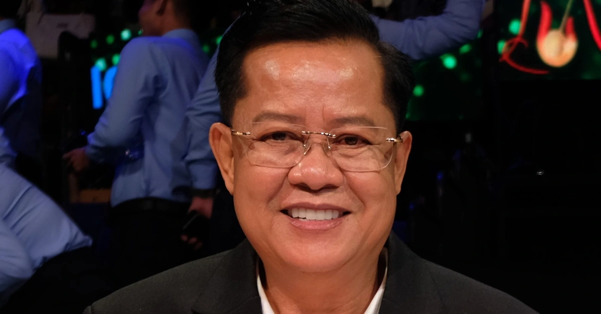 Thanh Nam được khen rất duyên trong lần đầu ngồi ghế nóng Chuông vàng vọng cổ - Tuổi Trẻ Online