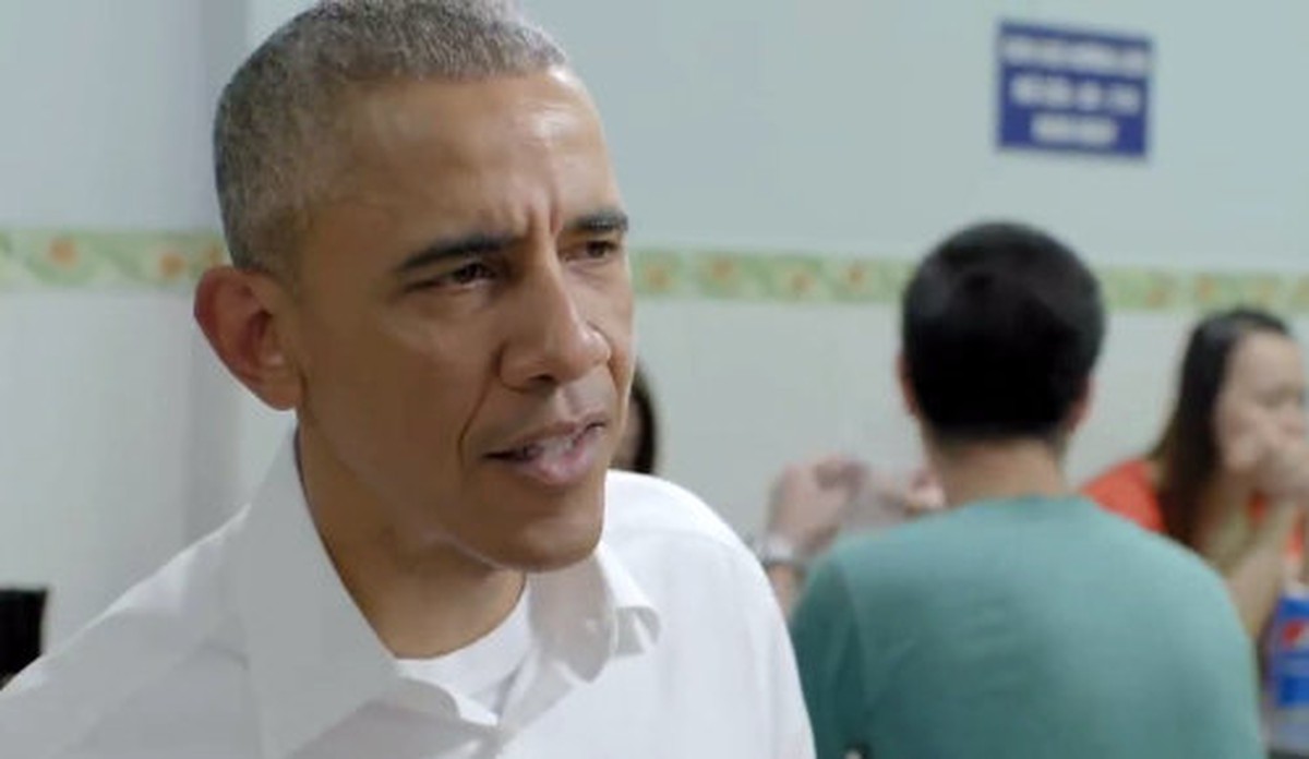 Xem clip Tổng thống Obama ăn bún chả phát trên CNN - Tuổi Trẻ Online