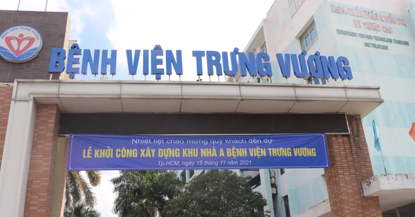 Kỷ luật khiển trách giám đốc Bệnh viện Trưng Vương TP.HCM - Tuổi Trẻ Online