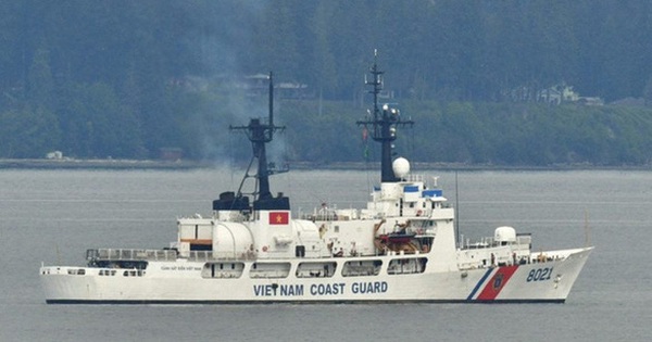 Tàu cảnh sát biển CSB 8021 Mỹ bàn giao cho Việt Nam đang trên đường về ...