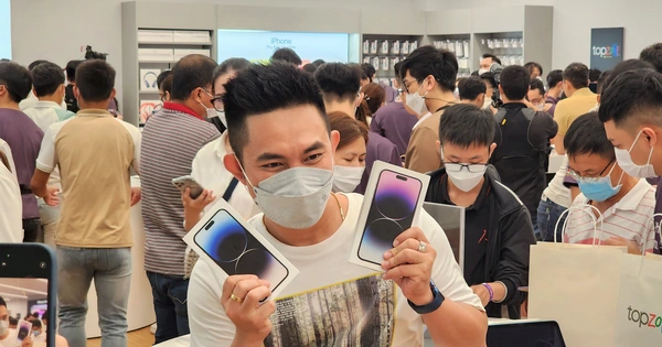 Vì sao ngày càng nhiều người Việt mua iPhone dù giá cao? - Tuổi Trẻ Online
