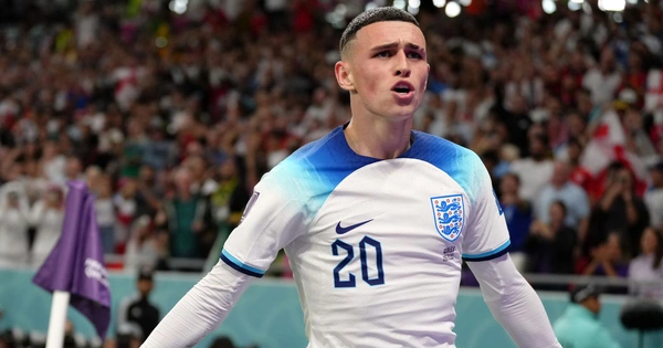 Phil Foden: 'Đối đầu với tuyển Pháp là trận chiến lớn nhất' - Tuổi Trẻ ...