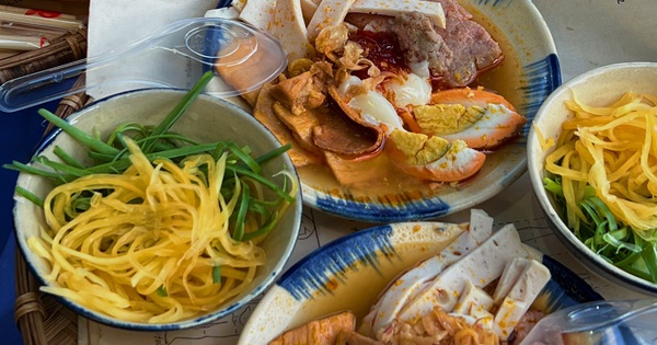 Để người xứ Nẫu có chỗ lui tới và khách thập phương cảm nhận mùi vị ...