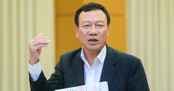 Tổng thanh tra Đoàn Hồng Phong thực hiện cam kết chất vấn thế nào? - Tuổi Trẻ Online