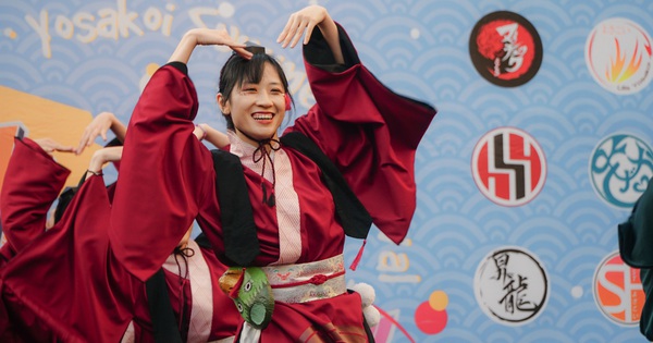 Lạc vào xứ sở Nhật Bản tại phố đi bộ Pont de Long Bien - Tuổi Trẻ Online