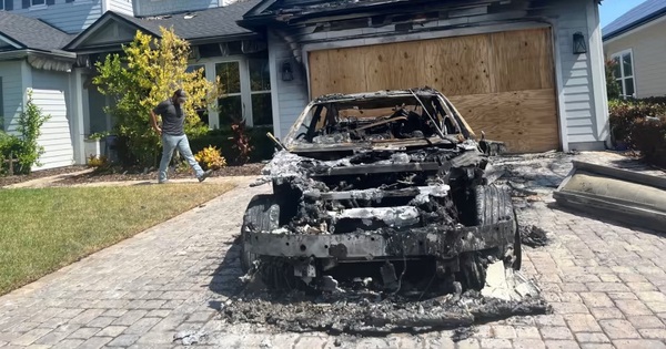 Không sạc, xe điện Mercedes-Benz EQE bất ngờ phát nổ - Tuổi Trẻ Online