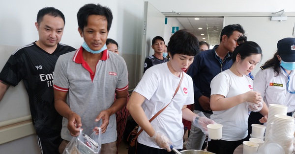 Bếp sẻ chia của cô giáo trường luật - Tuổi Trẻ Online