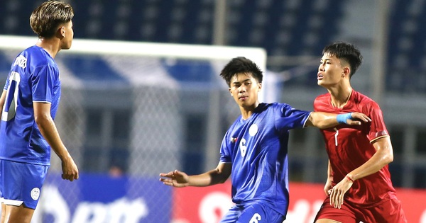 HLV Hoàng Anh Tuấn không hài lòng, muốn quên trận thắng U23 Philippines - Tuổi Trẻ Online