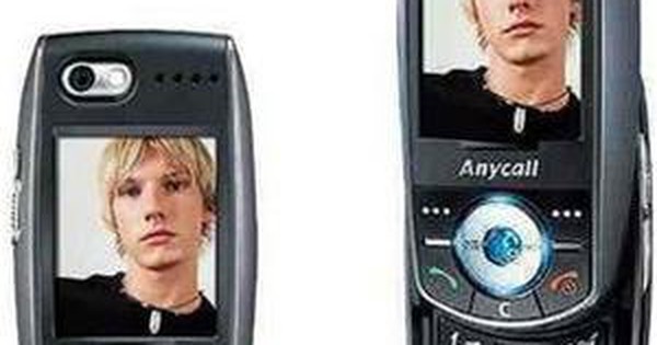 SGH-E888: ĐTDĐ nhỏ nhất thế giới của Samsung - Tuổi Trẻ Online