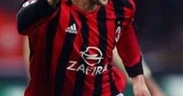 Shevchenko đi vào lịch sử - Tuổi Trẻ Online