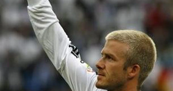 David Beckham được gọi lại tuyển Anh - Tuổi Trẻ Online