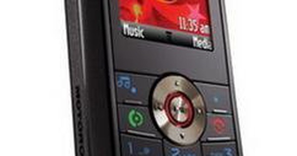 Motorola W388 và EM30 "nhắm" người dùng bình dân - Tuổi Trẻ Online